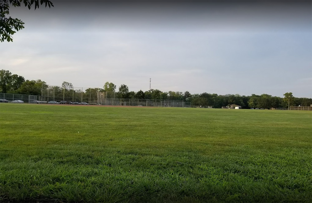 Heritage Oak Park - Discover Cincinnati Directory